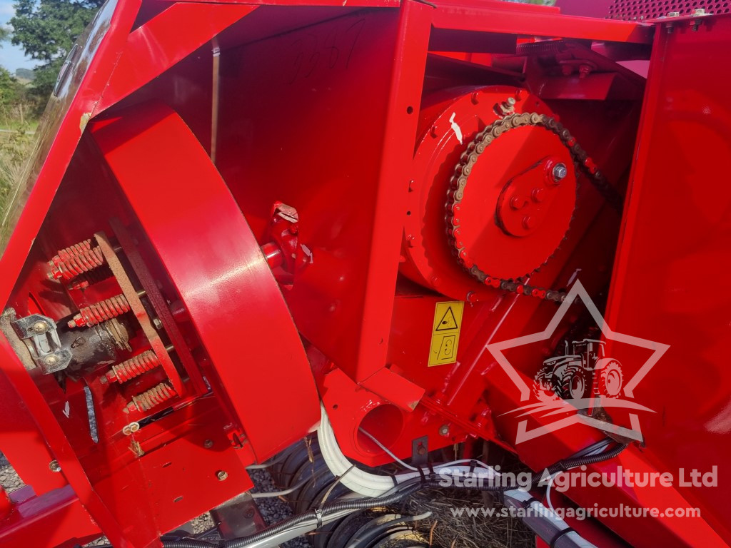 Massey Ferguson 1839 Inline Conventional Baler