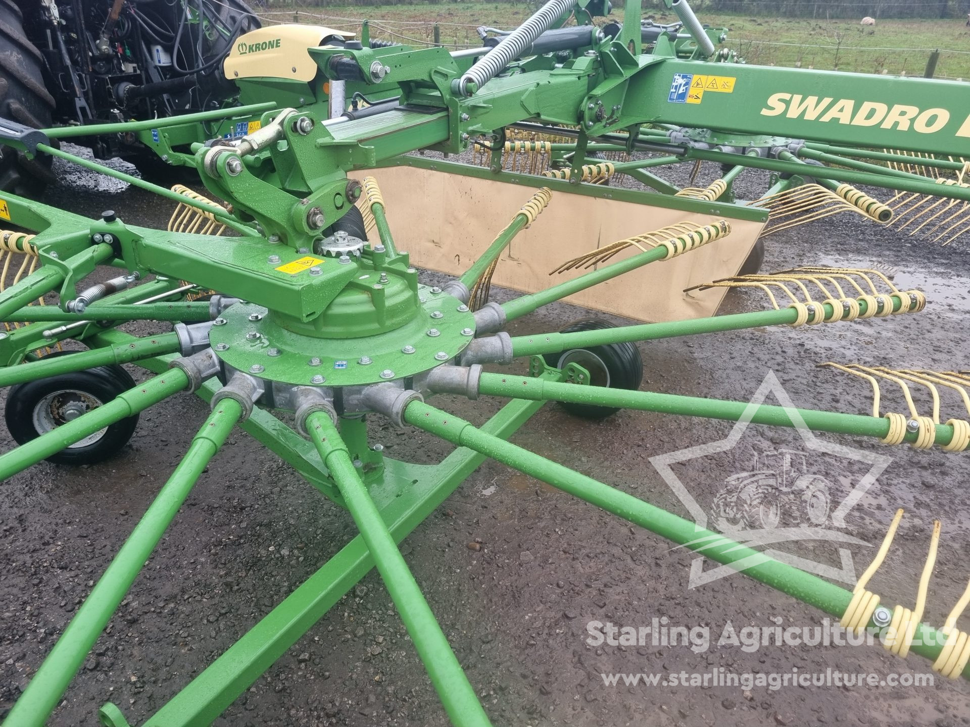 Krone Swadro TC880 Rake