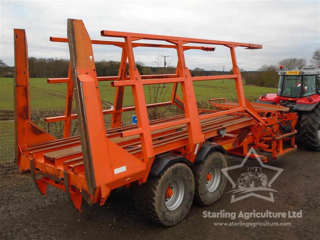 Transtacker 5668 Bale Collector